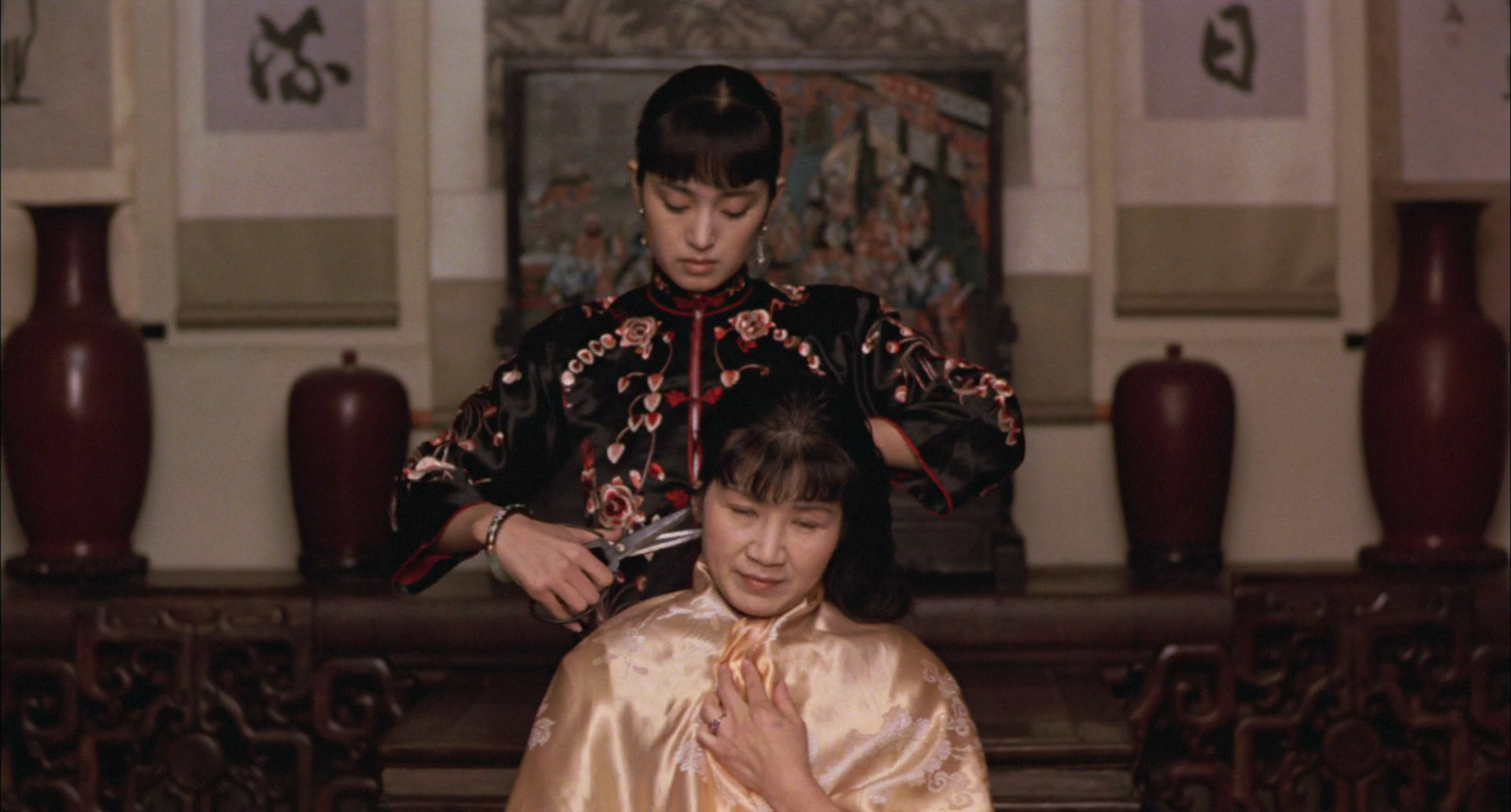 “La linterna roja”: El clásico de sexo, sumisión e intriga de Zhang Yimou