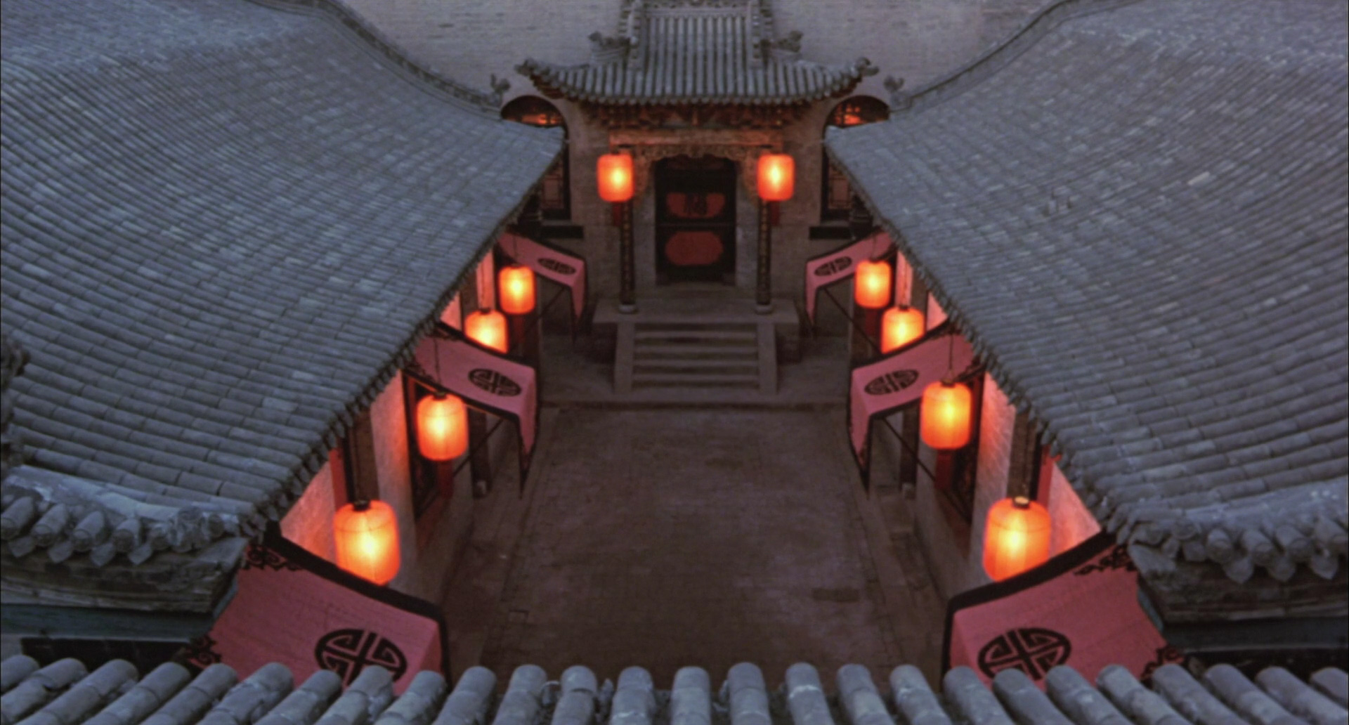 “La linterna roja”: El clásico de sexo, sumisión e intriga de Zhang Yimou